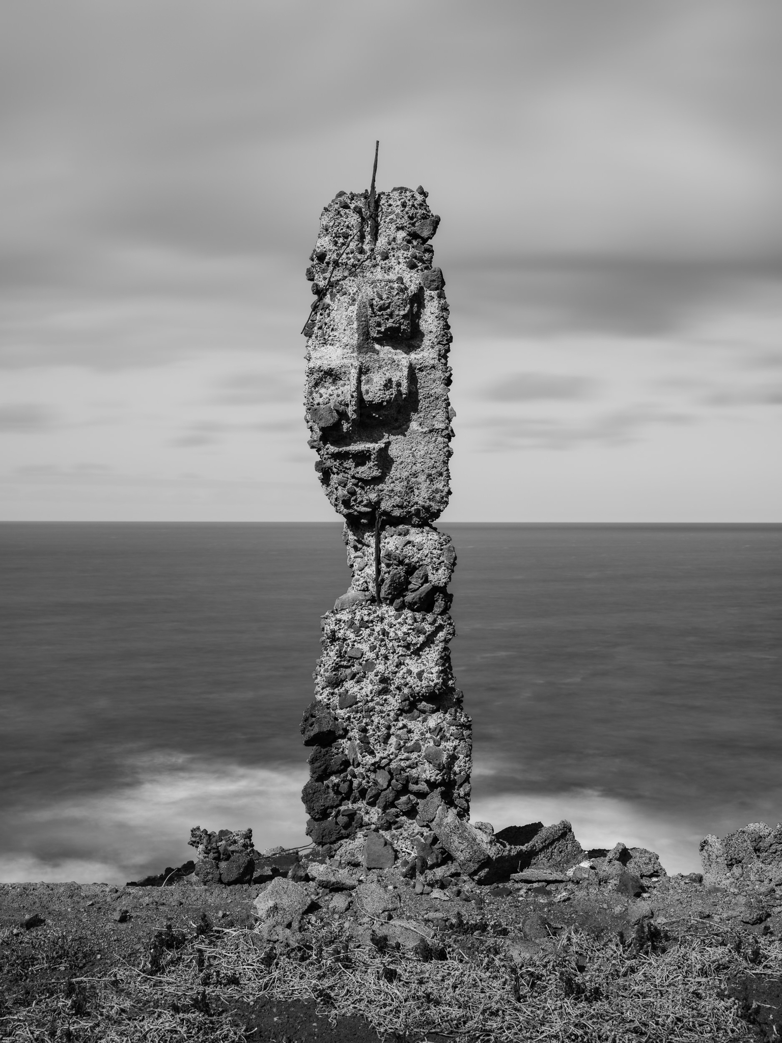 Rafael Rojas ~ Totems Book 3 | On Landscape